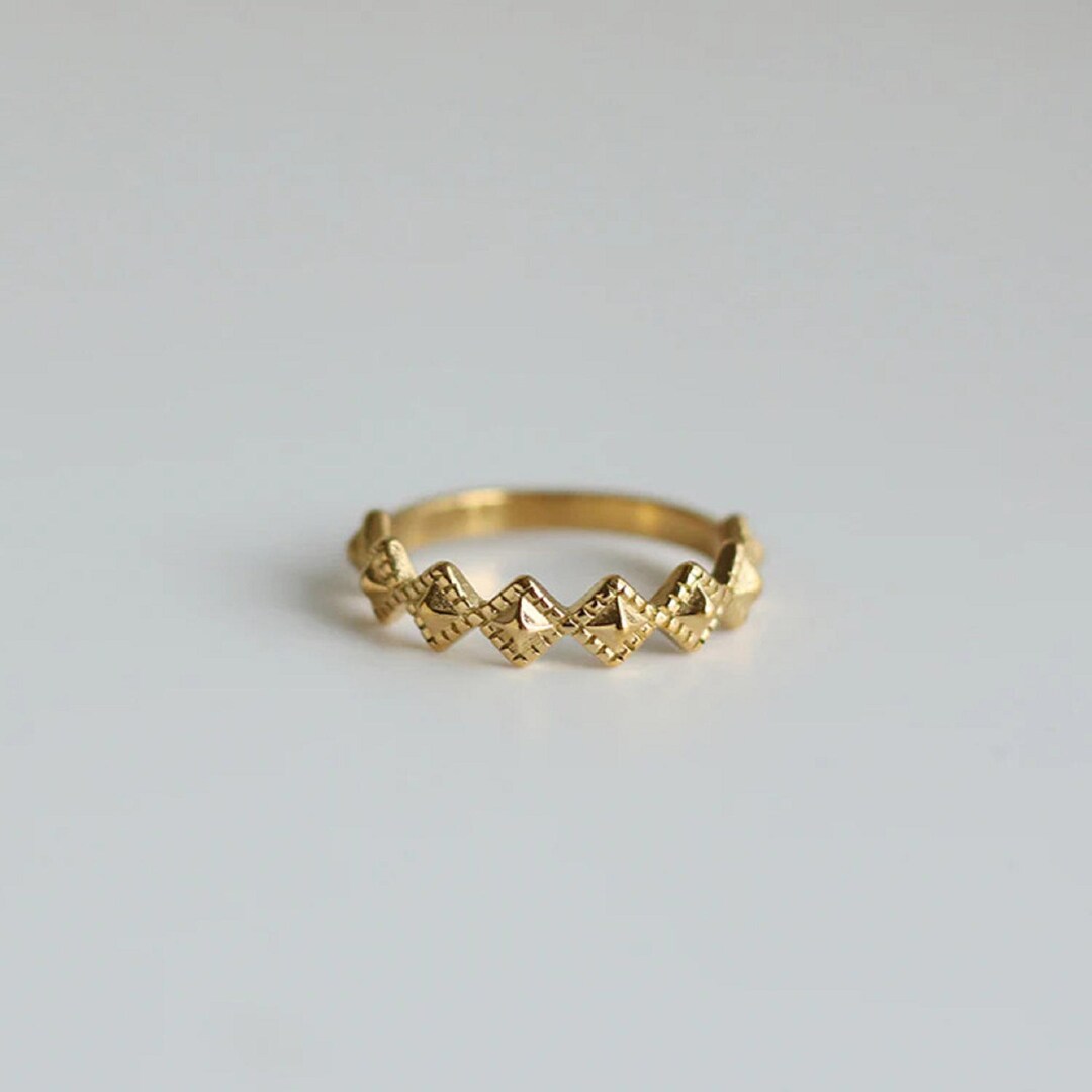 14K Solid Gold Rhombus Shape With Mini Dots Gold Band Ring, 18k Solid ...