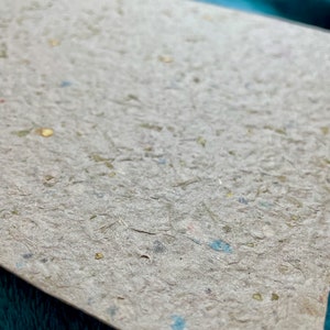 Handmade Recycled Plantable A4 Papers (natural Leafs, Flower Battles ...