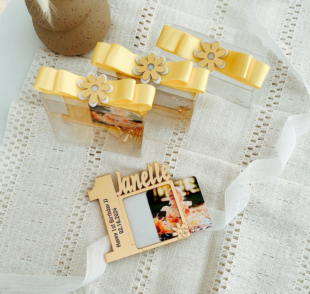 Daisy Photo Frame Favor, Daisy 1st Birthday Party Favors, Thank You ...