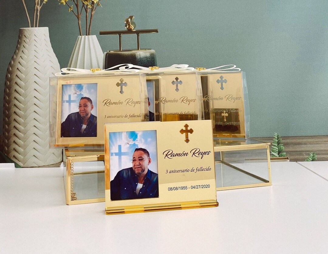 Memorial Gifts With Photo for Funerals, R.I.P., Funeral Favor, Memorial ...