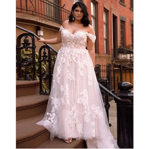 Plus Size Clothing - Etsy