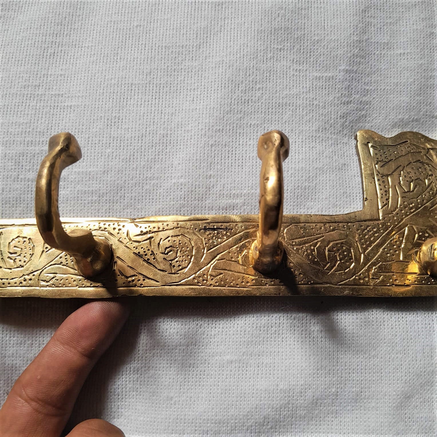 Vintage Brass and Copper Key Holders: Elegant Wall Hanging Key Racks ...