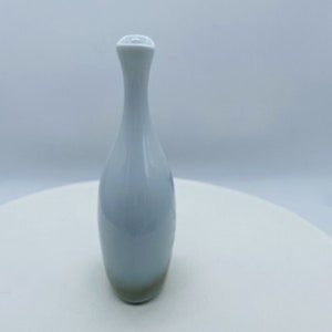 Vintage Scottish Thistle Highbank Porcelain Vase Lochgilphead Bud ...