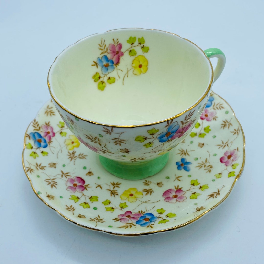 Foley English Bone China Floral Chintz Pattern V2398 Cup and Saucer - Etsy
