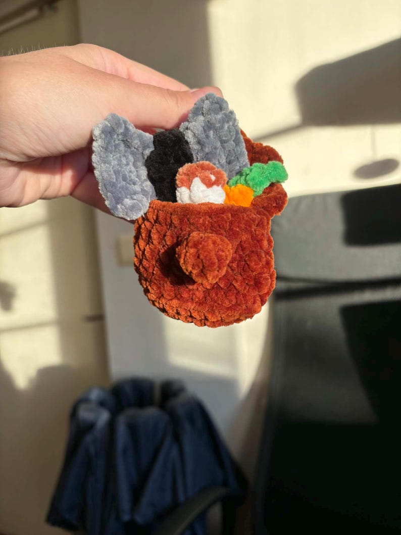 Gus the Loot Goblin CROCHET PATTERN (no-sew Body), Crochet Plushie/toy ...
