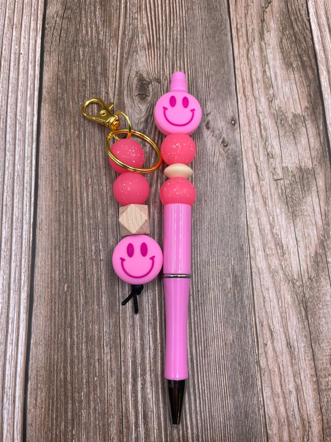 Smiley Keychain. Smiley Beaded Pen. Beaded Pen. Keychain. Pink Beaded ...