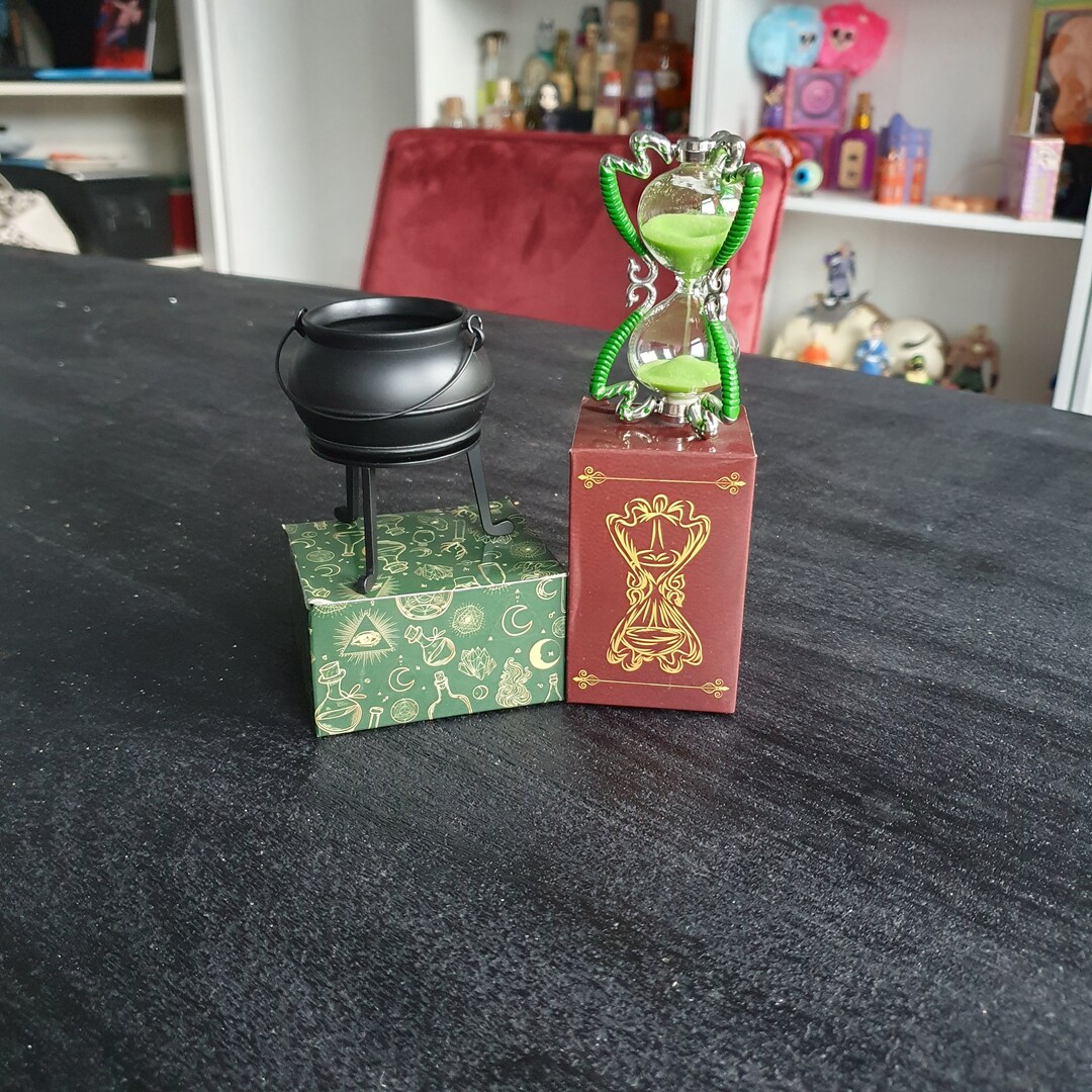 Slughorn Hourglass Harry Potter Harry Potter Potion Cauldron Figures - Etsy