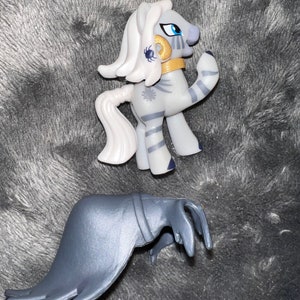 My Little Pony Golden Oak Library Tree House Twilight Sparkle Almost ...