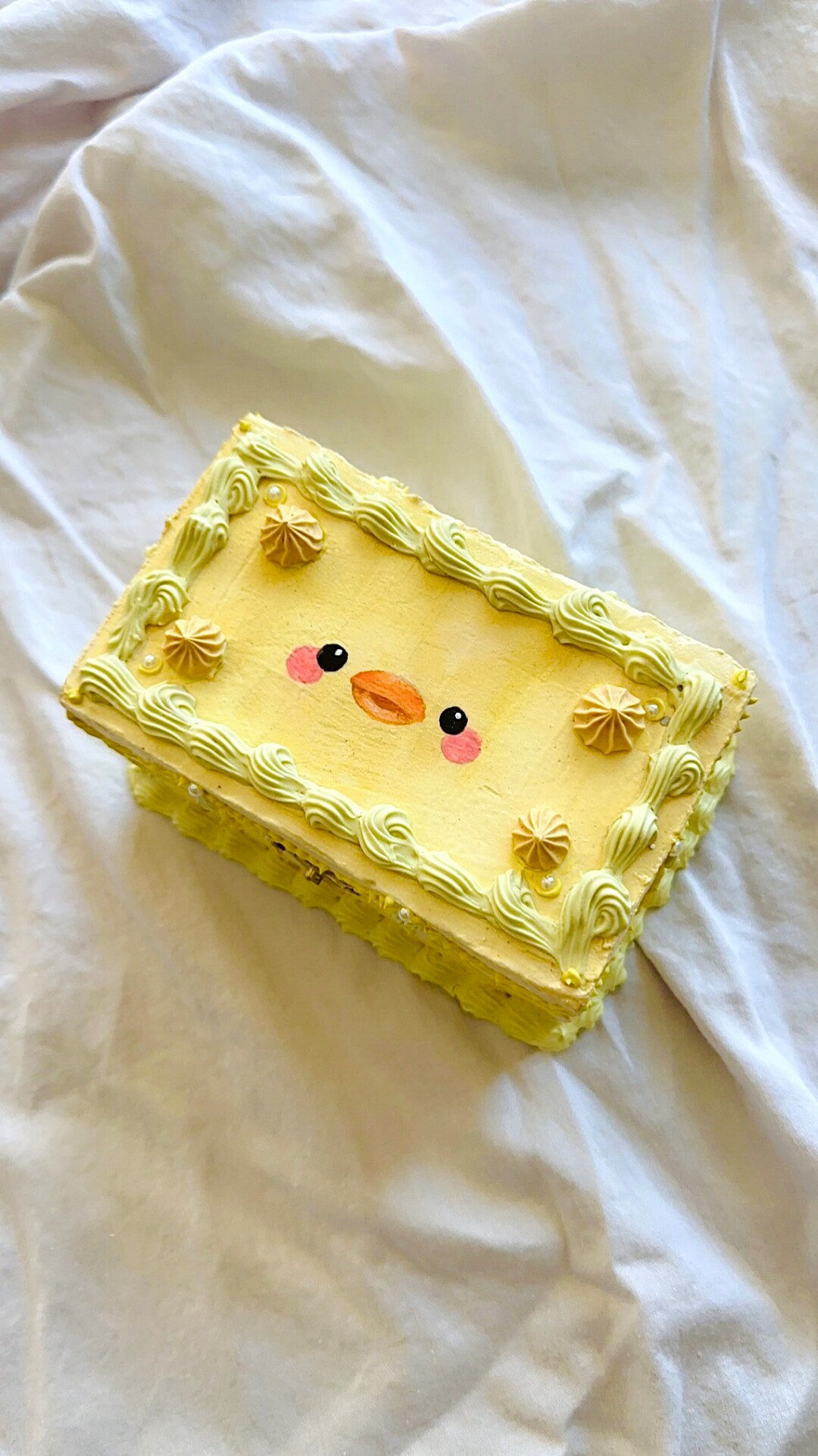 Vintage Duck Faux Cake Jewelry Box | BT21 Joylong Inspired - Etsy