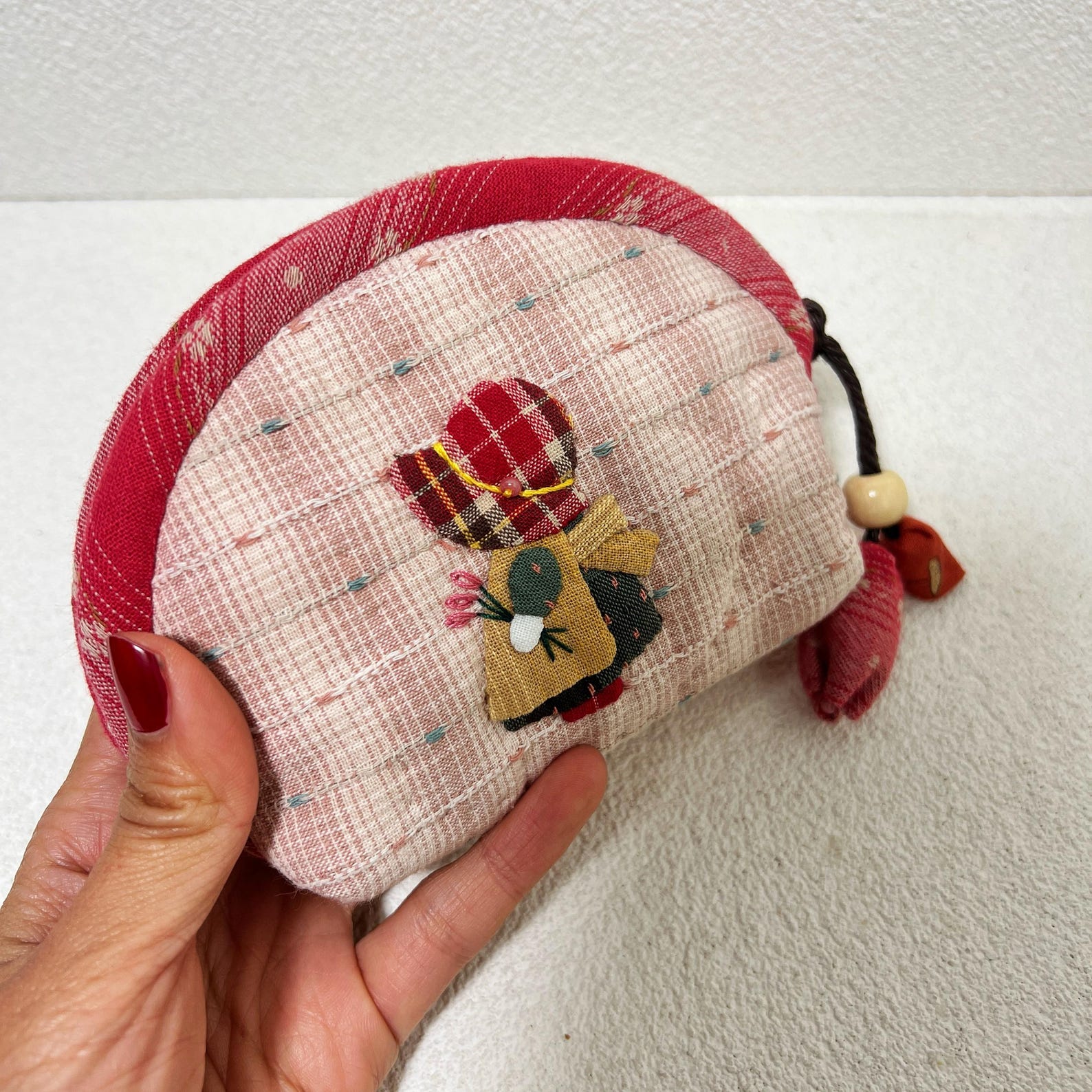 Handmade Quilted Coin Purse: Sunbonnet Sue Appliqué, Cottagecore Pouch ...
