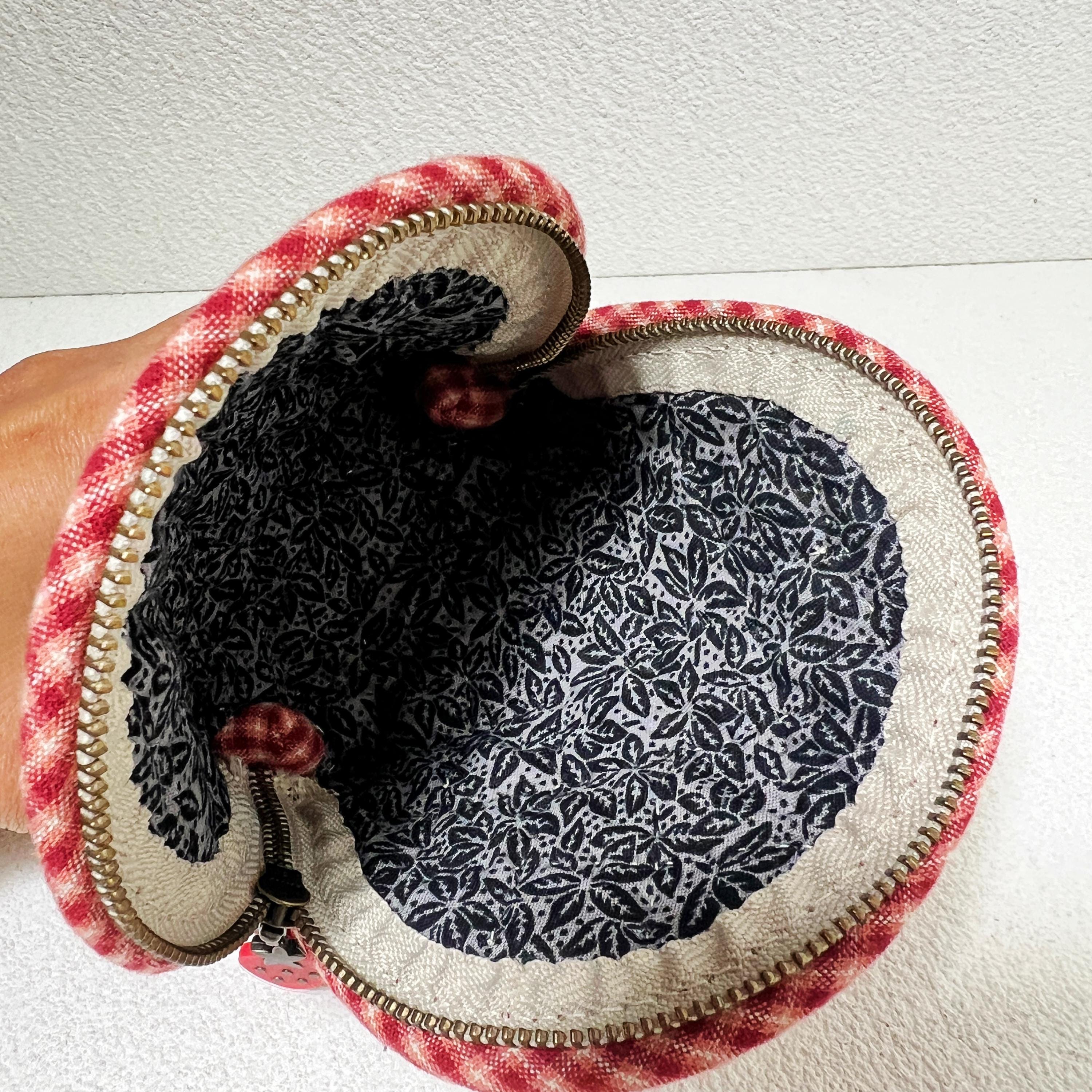Handmade Quilted Coin Purse With Sunbonnet Sue Designmother's Day Idea ...
