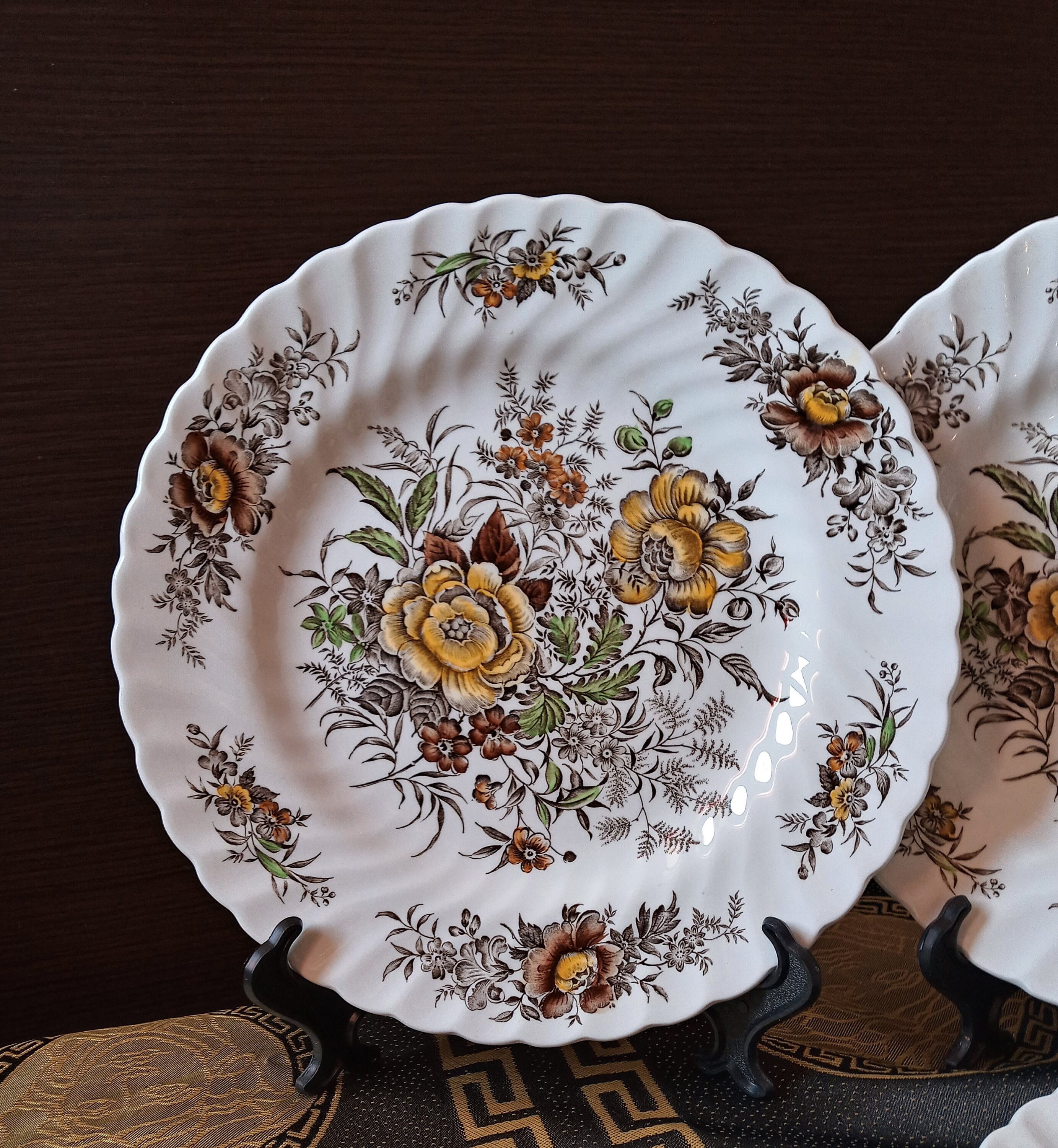Vintage British Anchor Pottery Plates, beacon Hill Brown Multicolor ...
