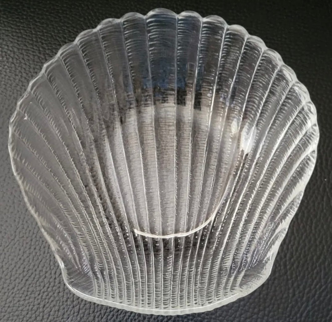 Vintage Arcoroc Clear Glass Shell Dish - Etsy