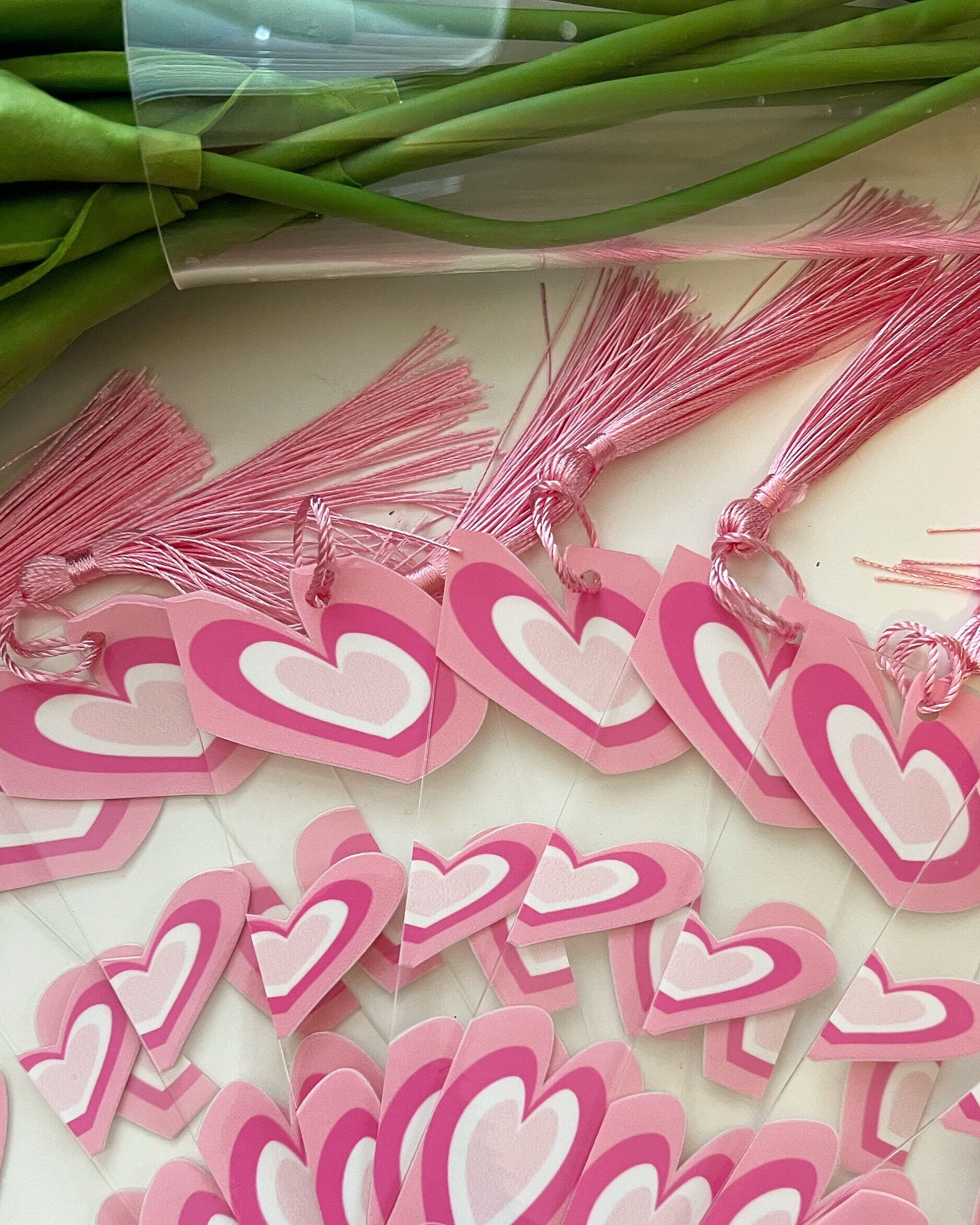 Acrylic Trendy Bookmarks Valentines Day Hearts Y2K Valentines Themed ...
