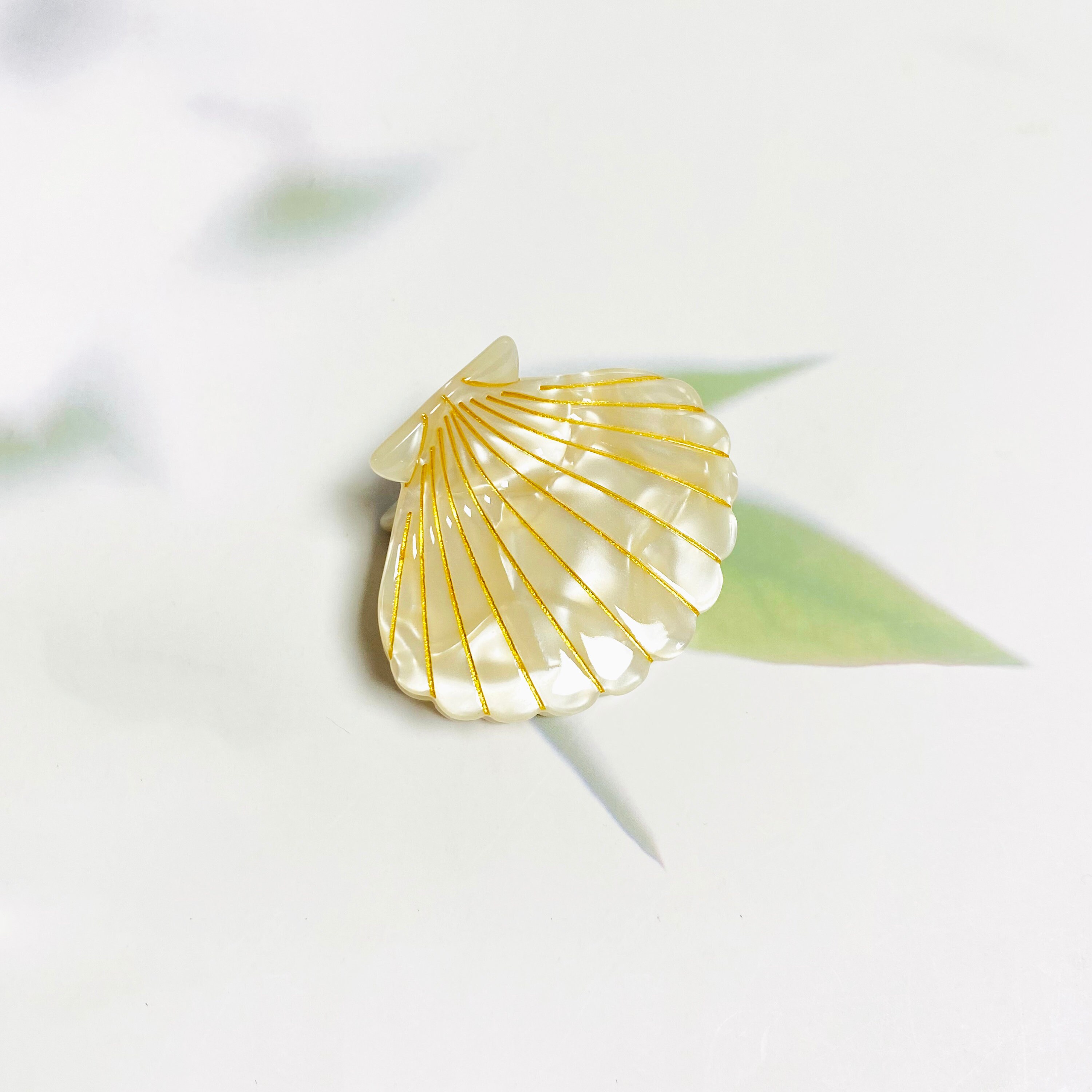 Large Seashell Hair Claw Clip,elegant Shell Hair Clamps,bridal Shower ...