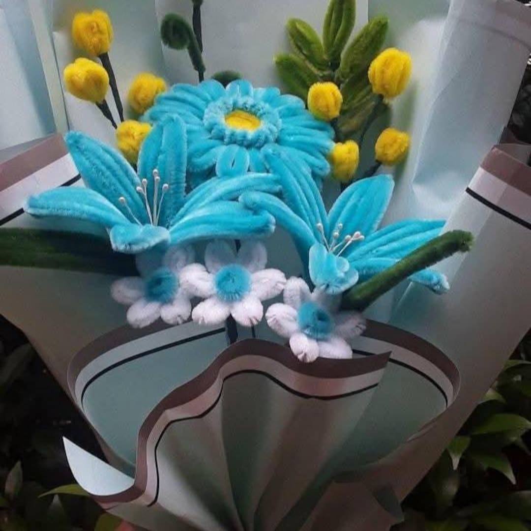 Handmade Pipe Cleaner Flower Bouquet – Teal Daisy & Blue Blooms - Etsy
