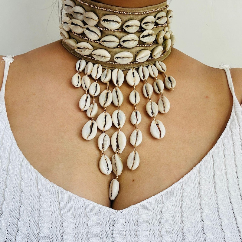 Shell Choker - Etsy