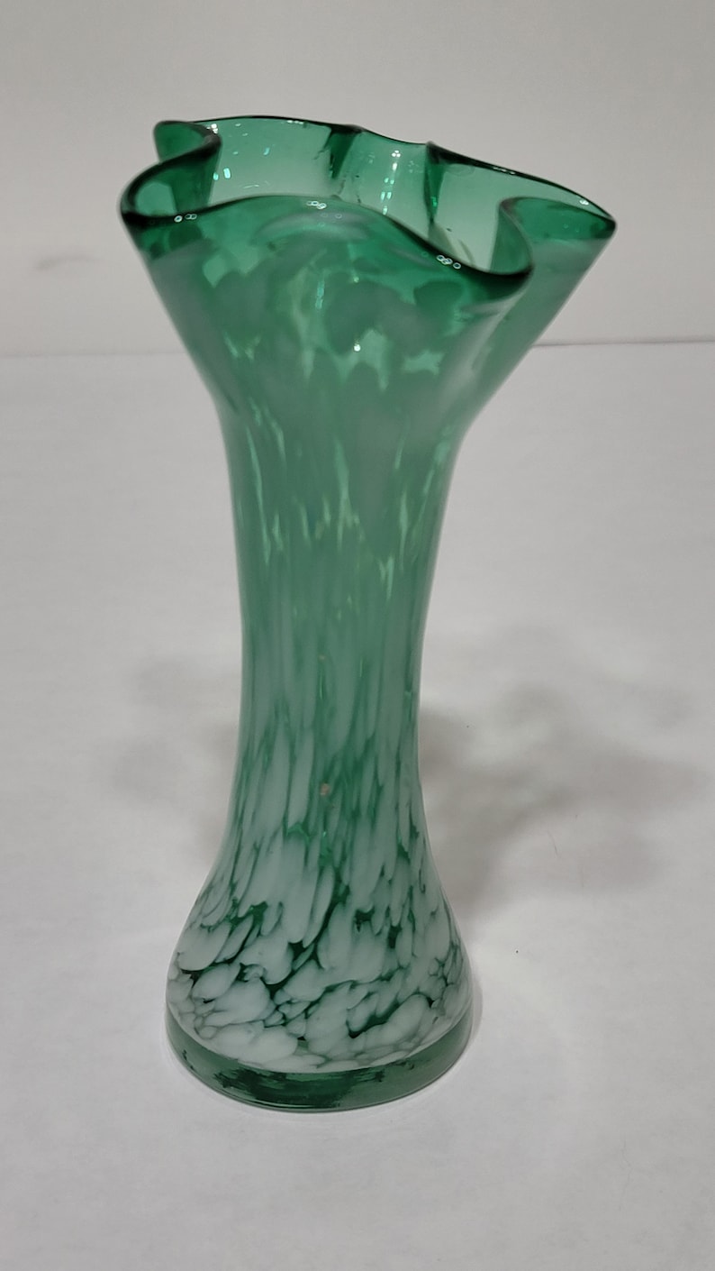 Very Pretty Green Splatter Glass Vase - Etsy