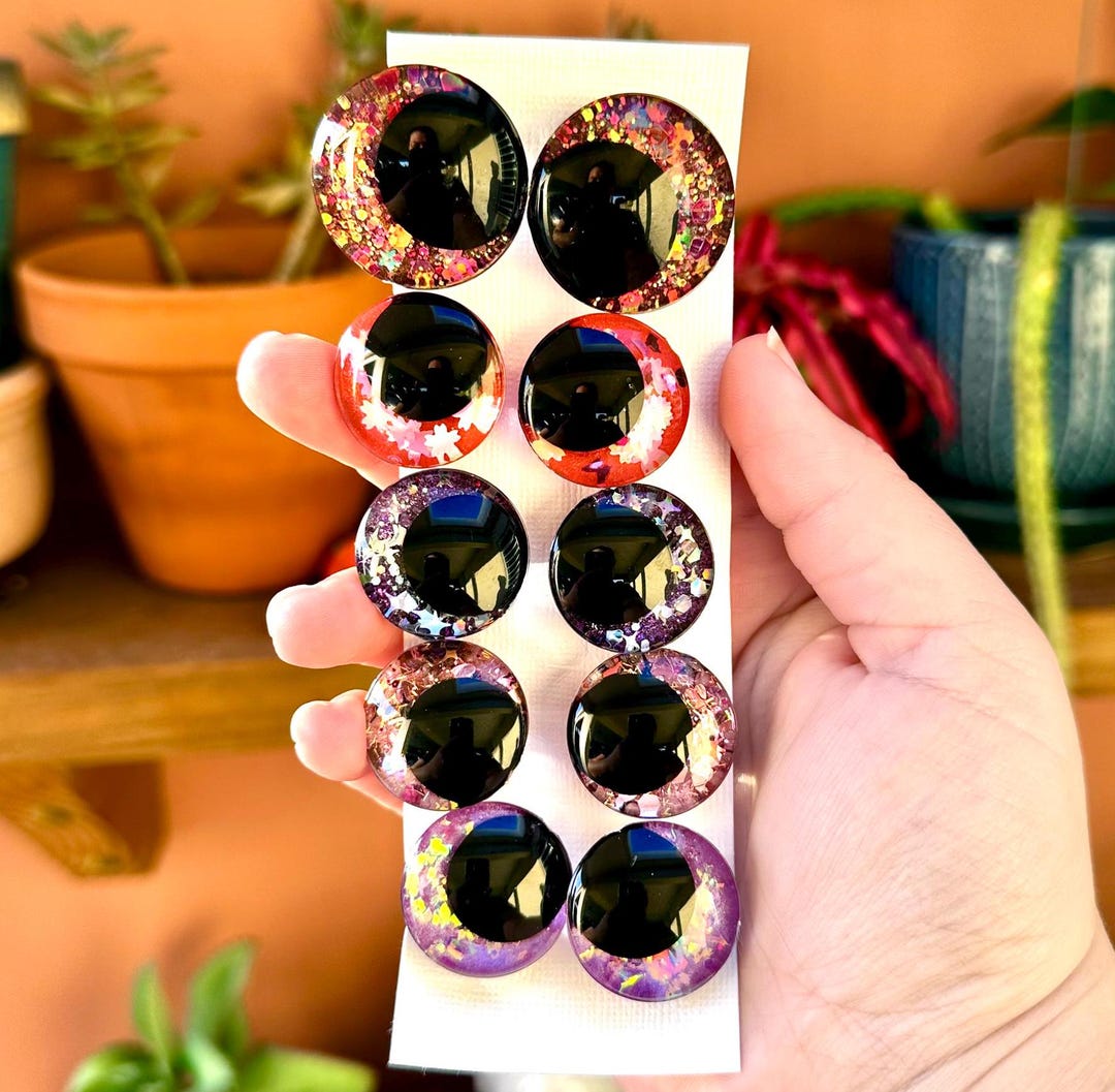 Made to Order Handpainted Glitter Recessed Eyes Amigurumi Hand-painted ...