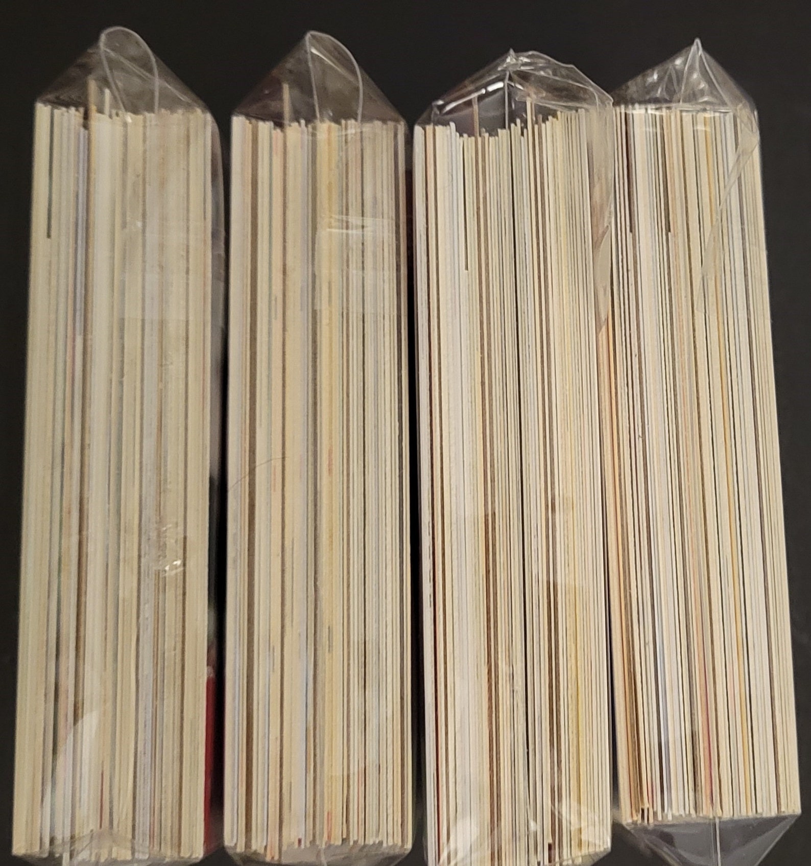 100 Assorted NFL FOOTBALL Sports Trading Cards! National Football ...