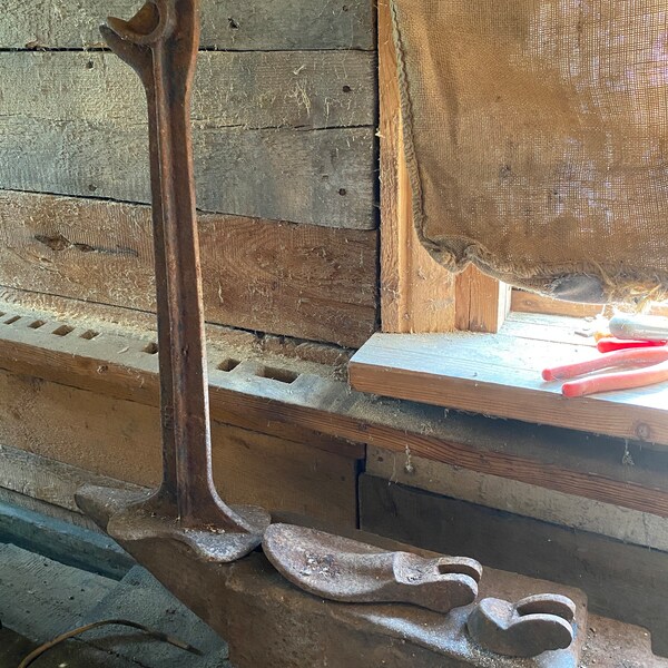 Cobblers Anvil - Etsy