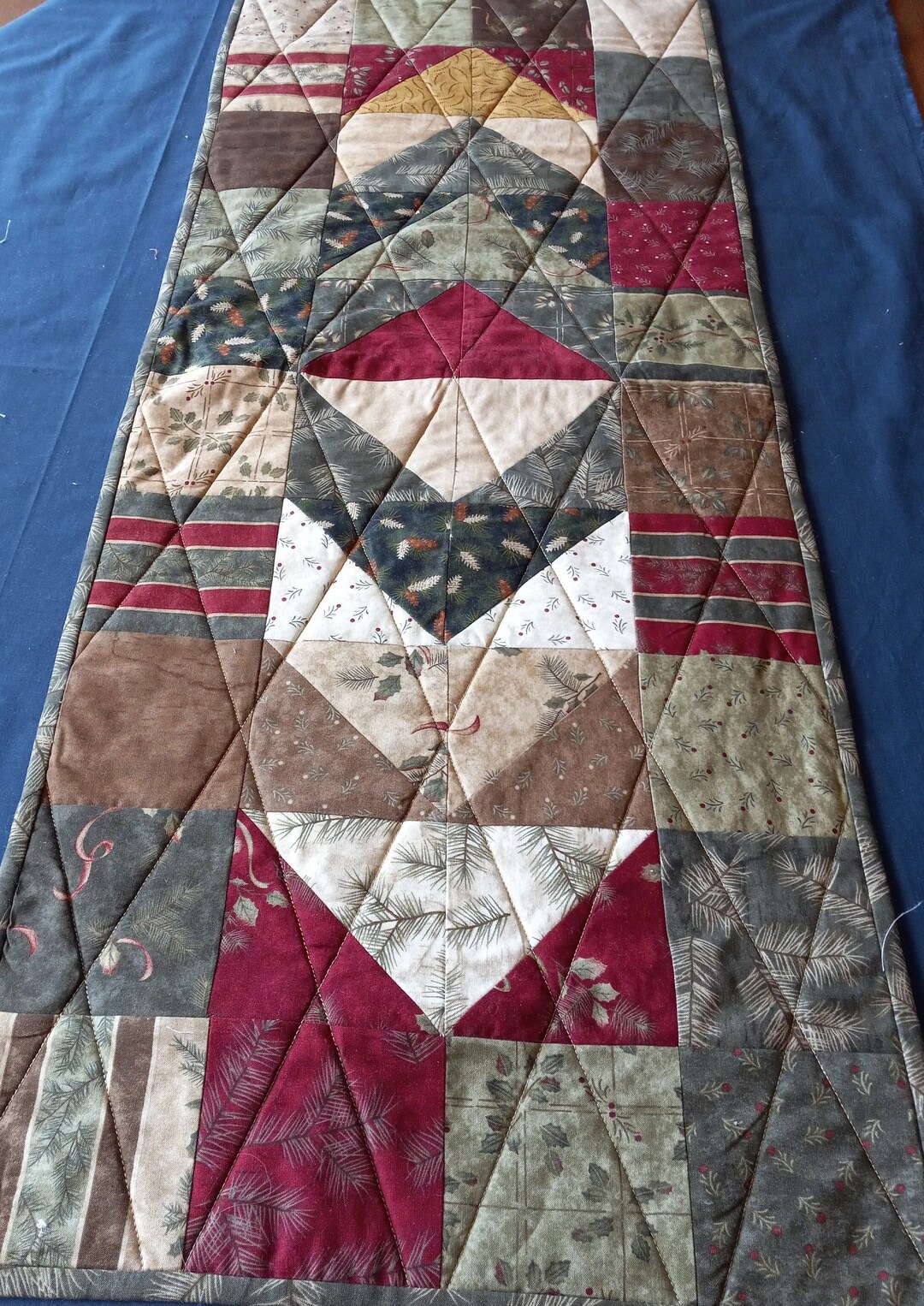 Rustic Cabin Tablerunner in Flying Geese Design - Etsy