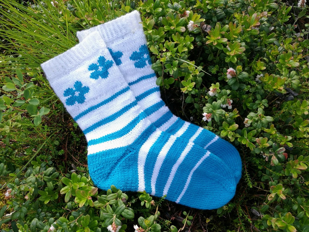 Sripes'n'flowers Sock Pattern - Etsy
