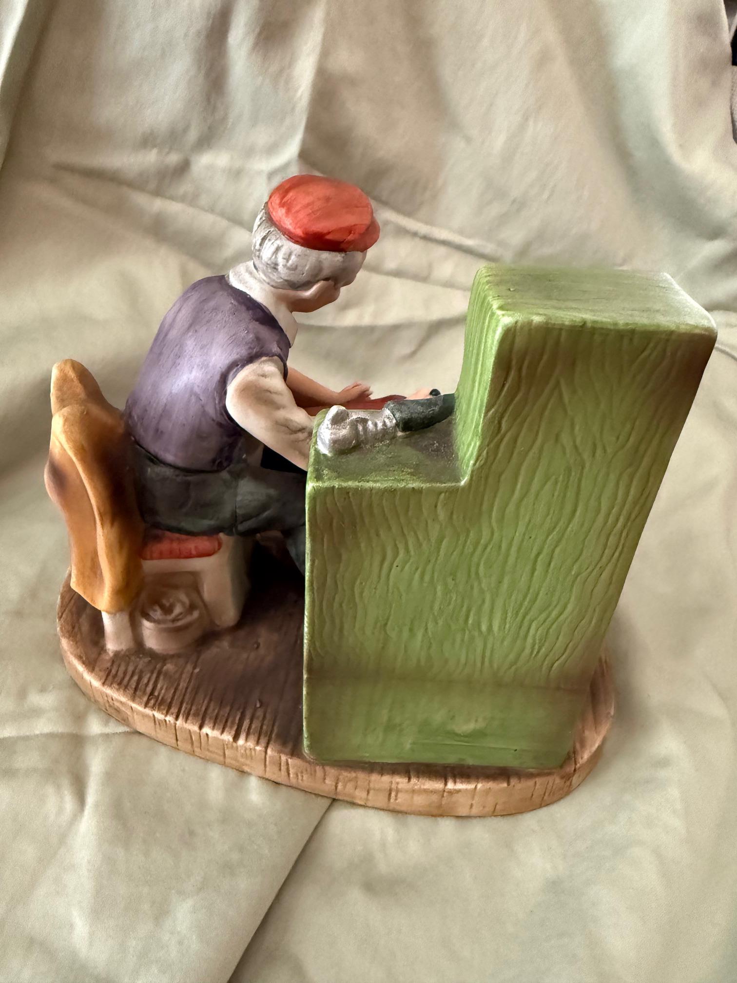 Vintage Lefton Detailed Shoemaker/cobbler Figurine Japan - Etsy