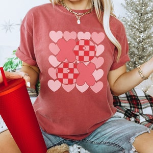 Retro Comfort Colors Valentines Day T-shirt, XOXO Shirt for Women ...