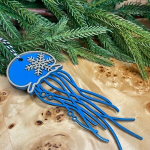 Wooden Jellyfish Ornament, Coastal Christmas Decor, Sea Life Tree ...