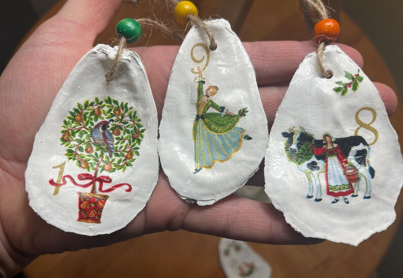 The Twelve Days of Christmas / Decoupage Oyster Shell - Etsy