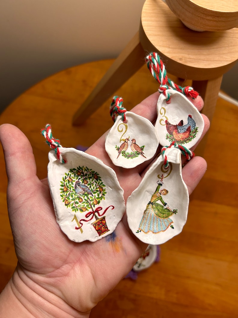The Twelve Days of Christmas / Decoupage Oyster Shell - Etsy