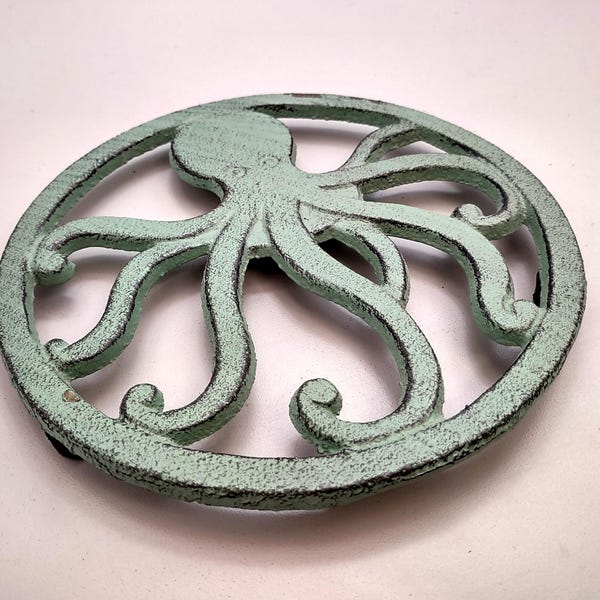 Cast Iron Trivet - Etsy