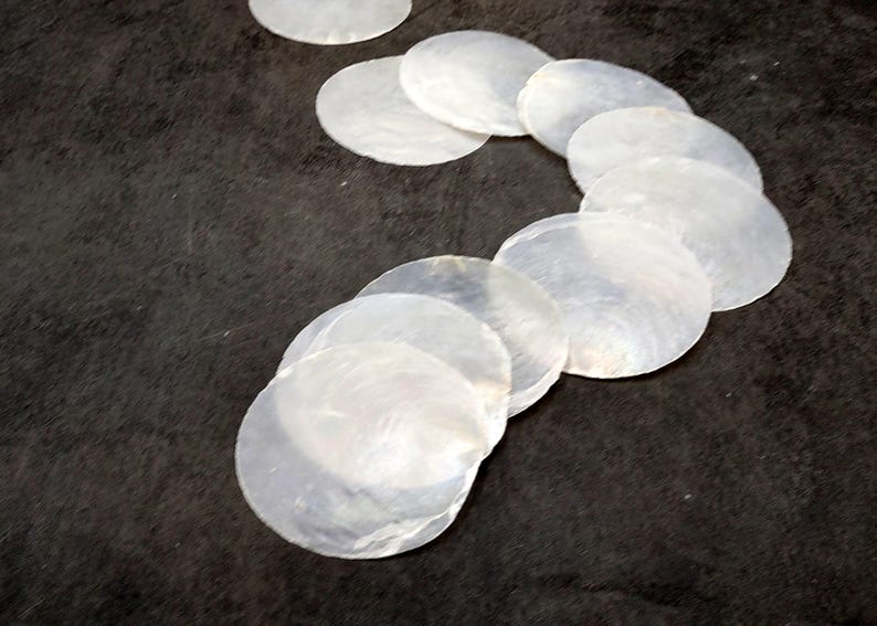 Capiz Shells Round Cut White Pearlescent Placuna Placenta (10 Shells ...