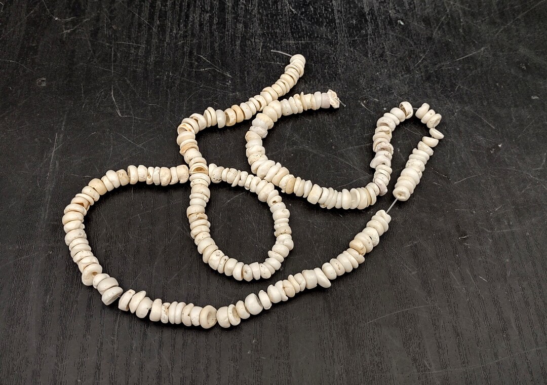 White Puka Seashell Strand (1 Strand Approx. 16 Inches X 4-5+ Mm ...