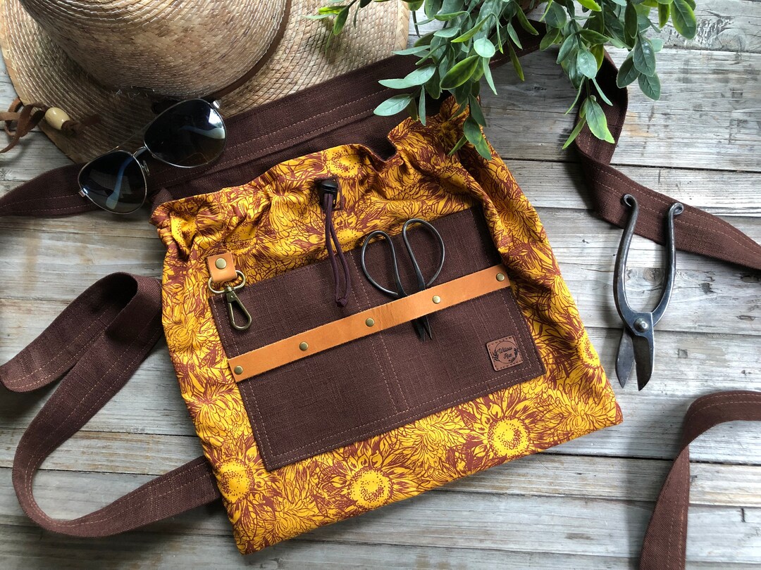 Sunflower Burst Garden Apron ~ Cotton and Linen Garden Apron, Harvest ...