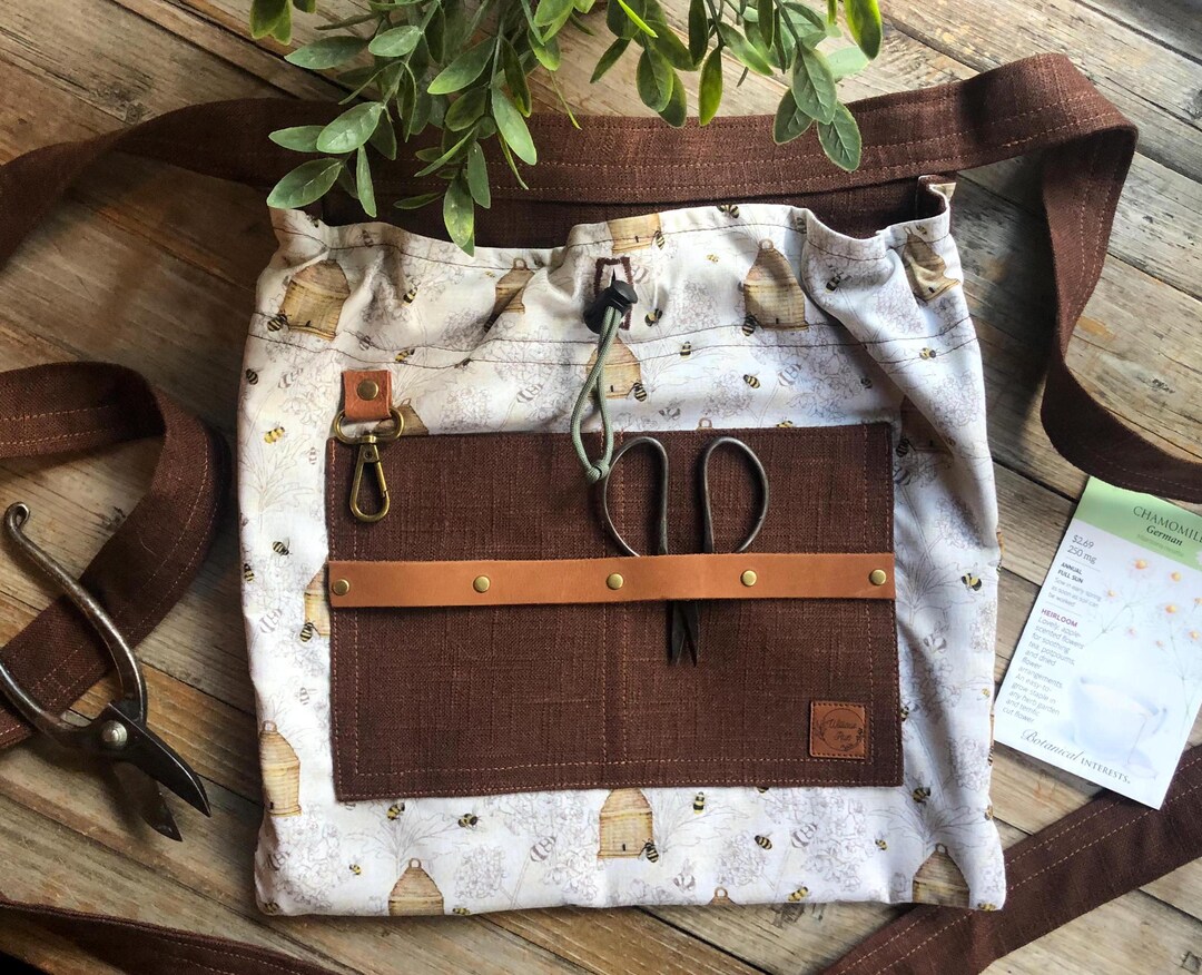Bee Skep Forage Apron, Garden Apron, Harvest Apron, Forage Bag, Beach ...