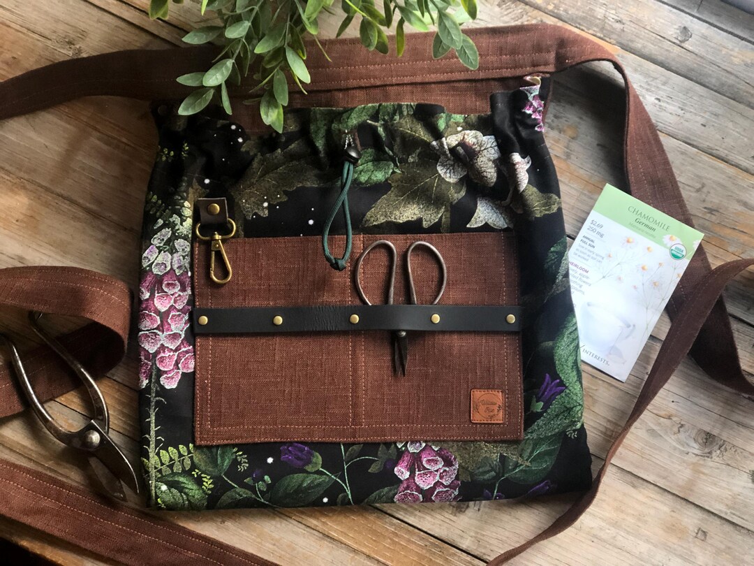 Midnight Garden ~ Forage Apron, Garden Apron, Harvest Apron, Forage Bag ...
