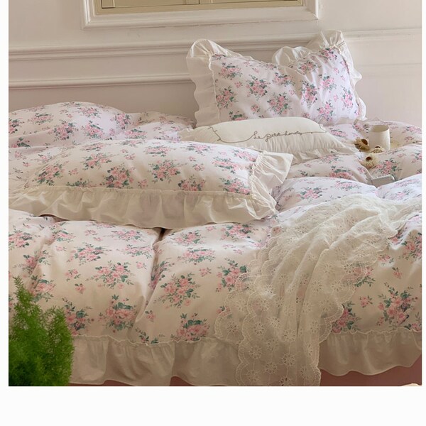Vintage Bedding - Etsy