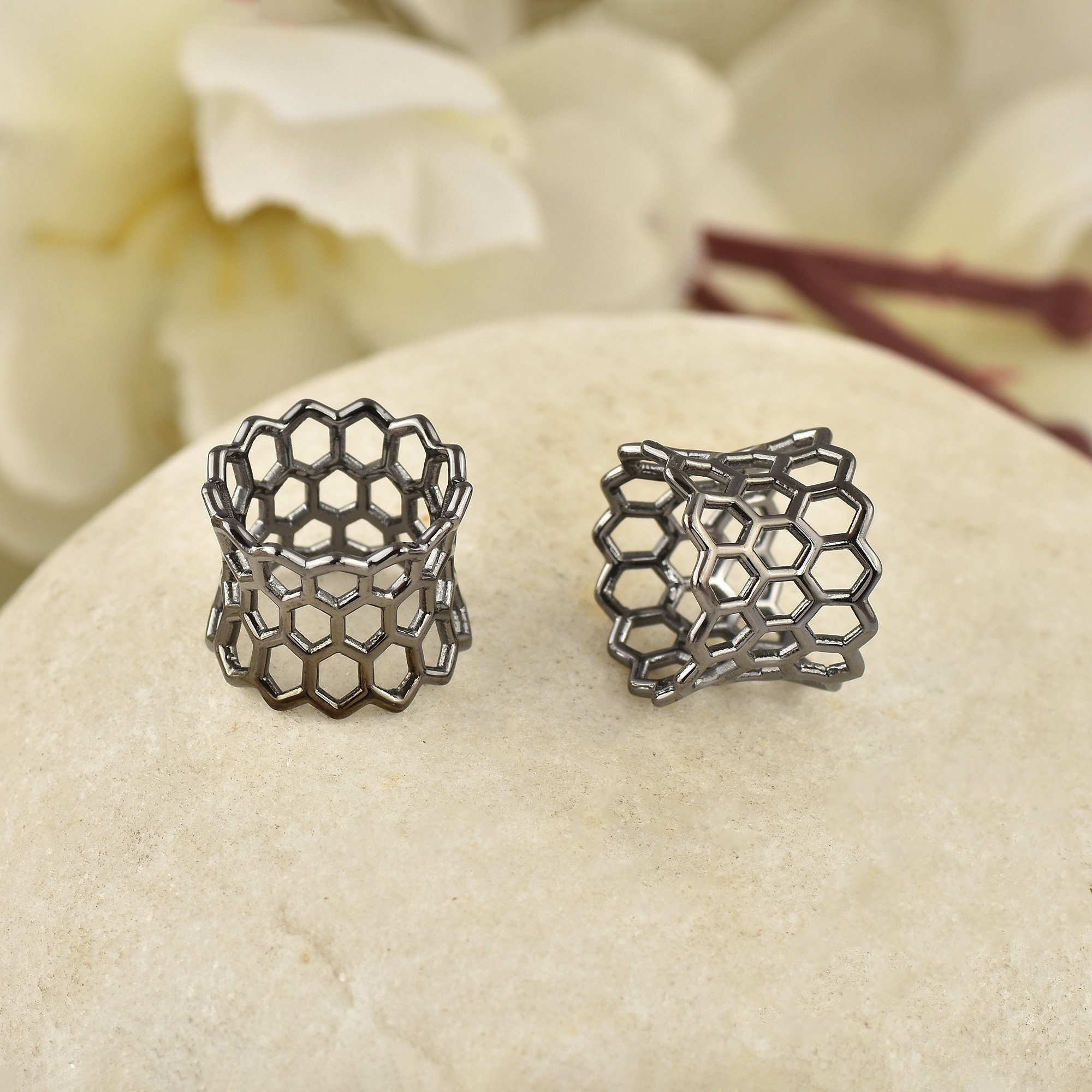 Honeycomb Sterling Silver Ear Plugs: Double Flare Gauges - Etsy
