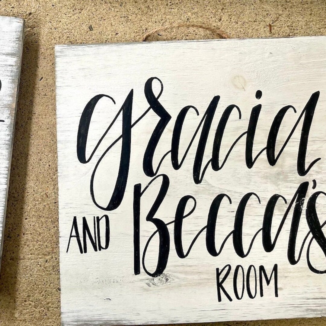 Dorm Room Name Sign / Dorm Room Door Sign / Name Entryway Sign - Etsy