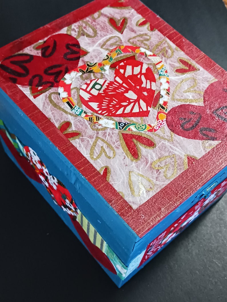 Decoupaged Heart Cigar Box - Etsy