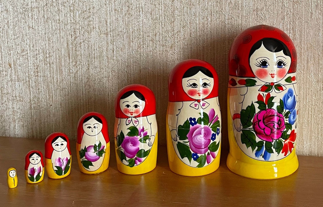 Russian Nesting Doll of 7, Semyonov Nesting Doll, Babushka of 7 Pieces ...