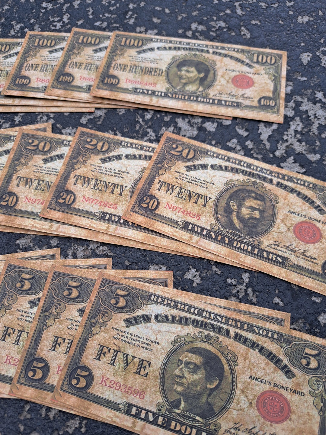 Authentic NCR Dollars Replica Set for Fallout Collectors Money Dollars ...