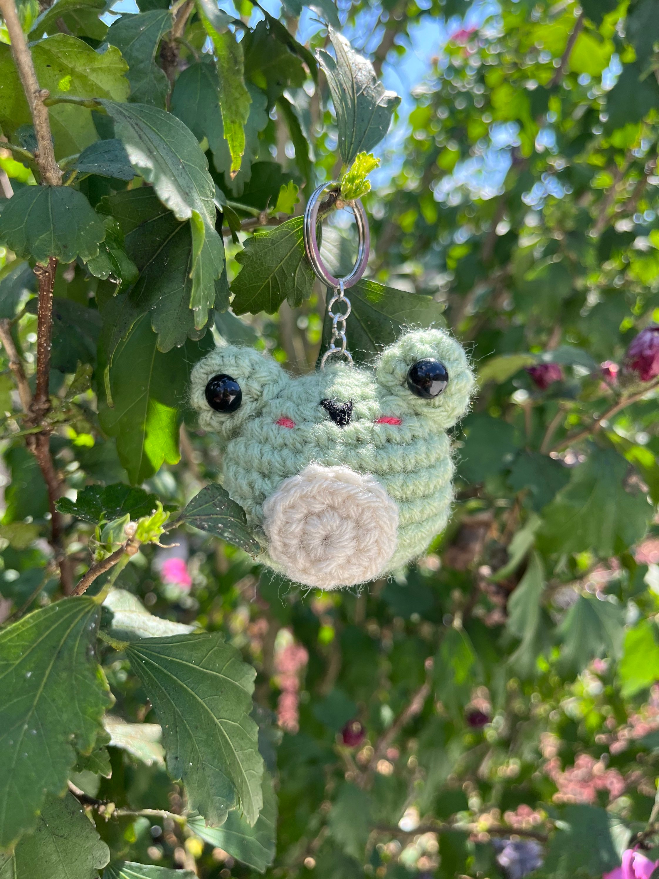 Crochet Frog Keychains | Expressive Frog Keychains | Smiling Frog ...