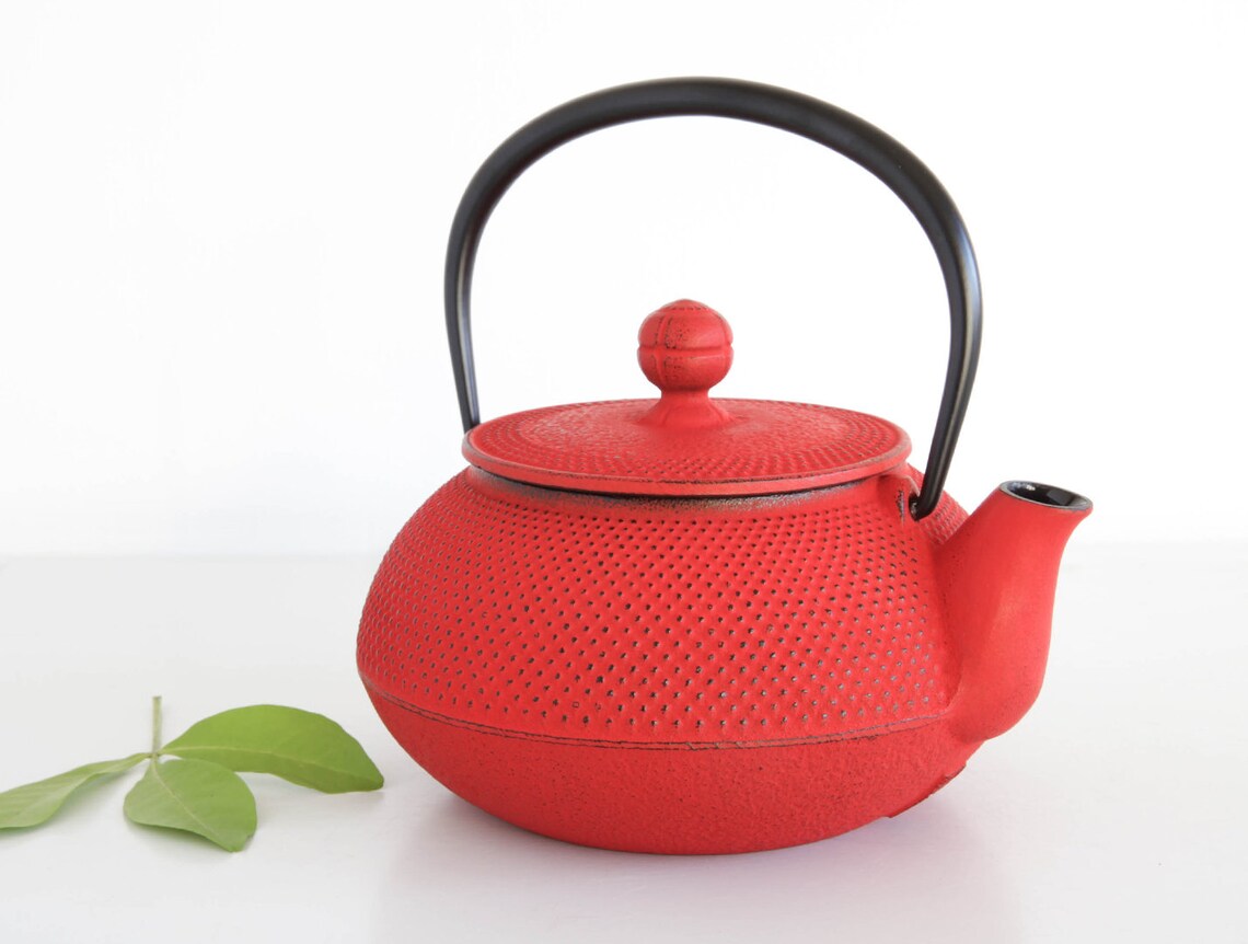 Arare Teapot Red 600ml Japanese Handmade Cast Iron Teapot Perfect for ...