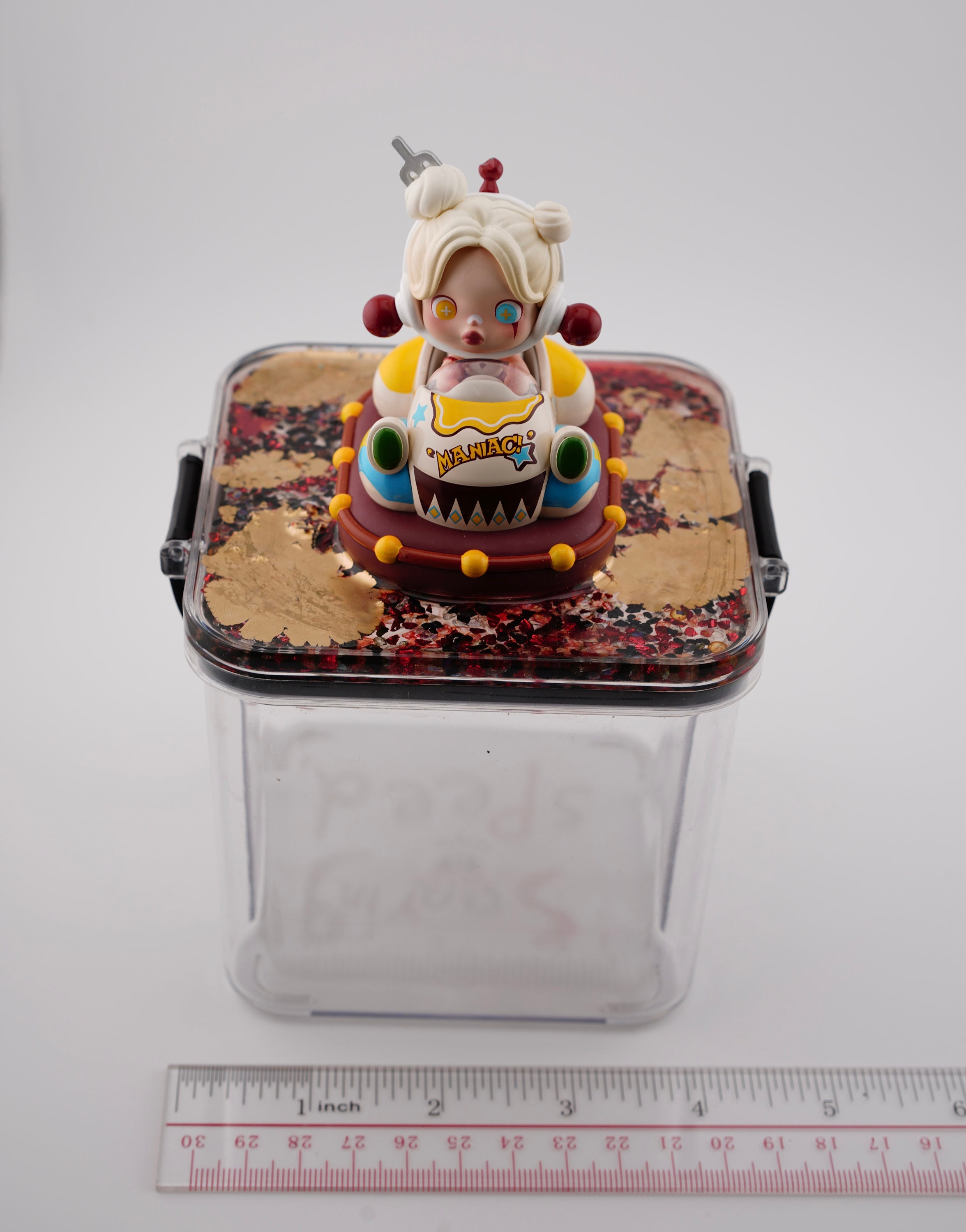 DIY Container With Lids Cartoon Popmart Skull Panda Bumper Car Series ...