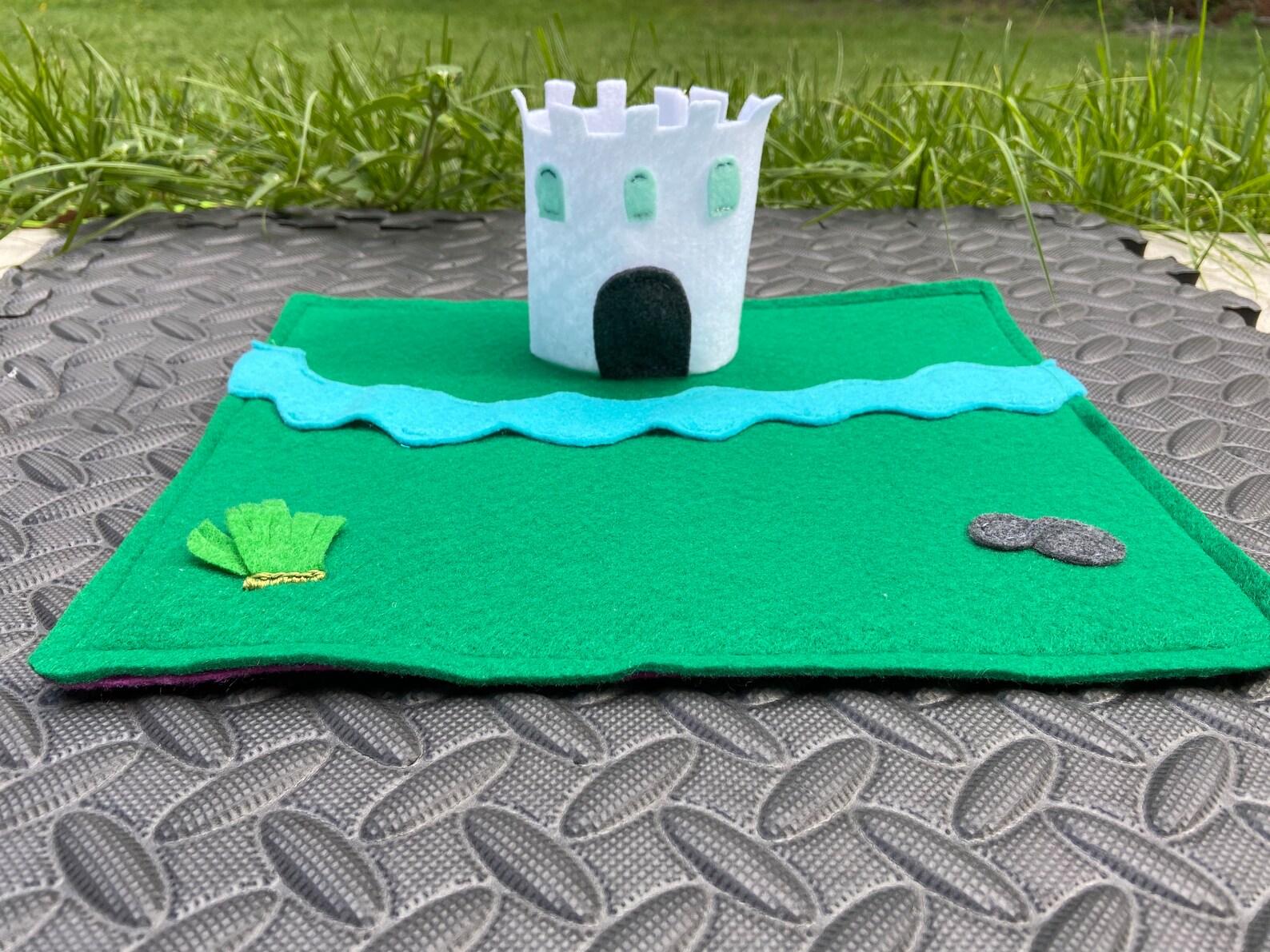 Castle and Moat Playscape/princess Felt Play Mat/small World Play Mat ...