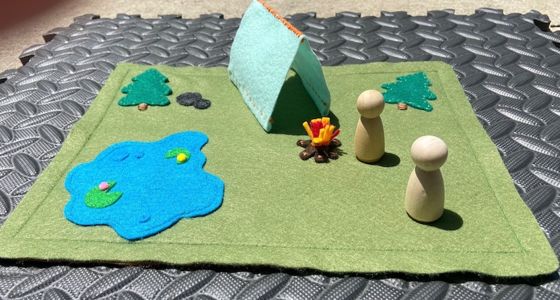 Felt Camping Playscape: Small World Play Mat With Peg Dolls - Etsy