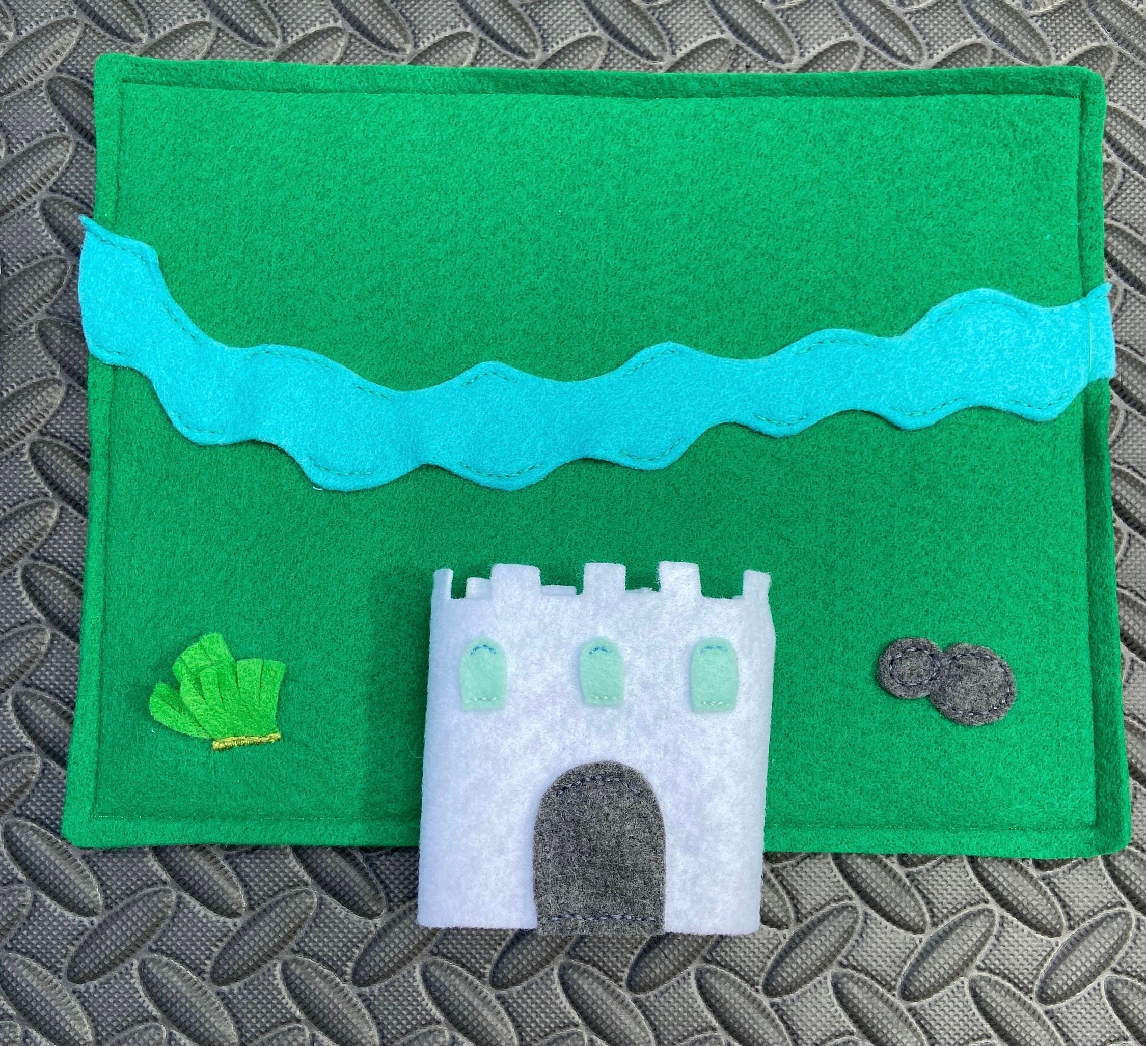 Castle and Moat Playscape/princess Felt Play Mat/small World Play Mat ...